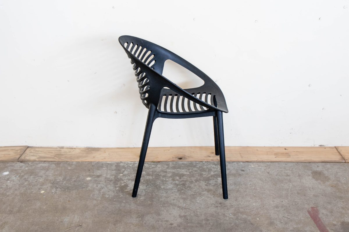 Round Yeti Chair - Black Dog Furniture